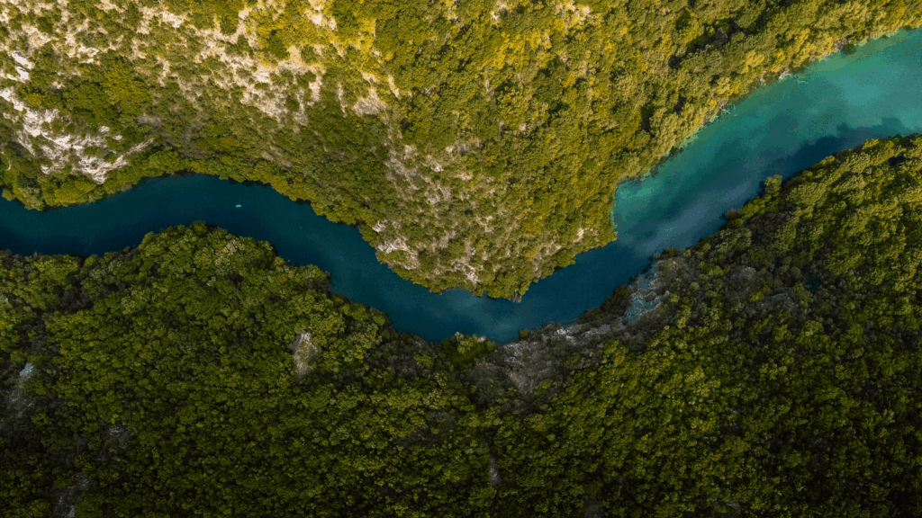 Acclaro Advisory - Helping Businesses Achieve Net Zero And Positive Social Impact